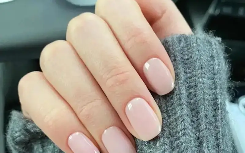 10 Idées de Manucures Naturels Pour Les Ongles Courts Et Longs